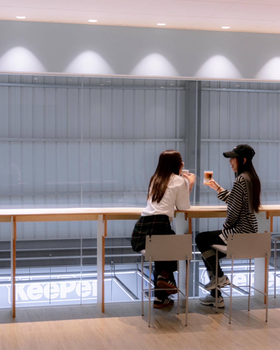 KeePer PRO SHOP × CAFE!N 跨界合作！ 汽車美容與咖啡文化的完美結合，全新體驗登場！ - CarStuff 人車事